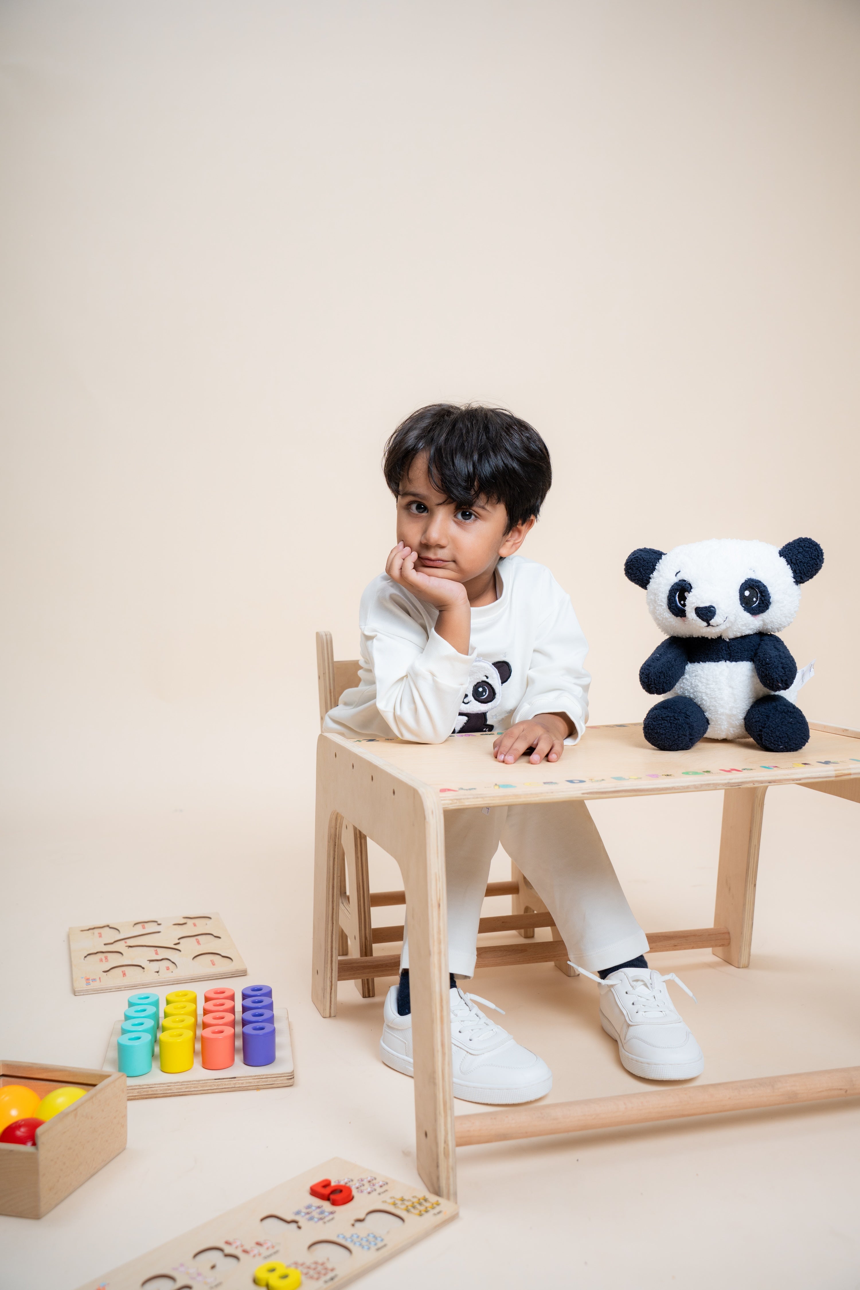 Snowy Paws Panda Snuggle Set (Toy included) – Loomkins